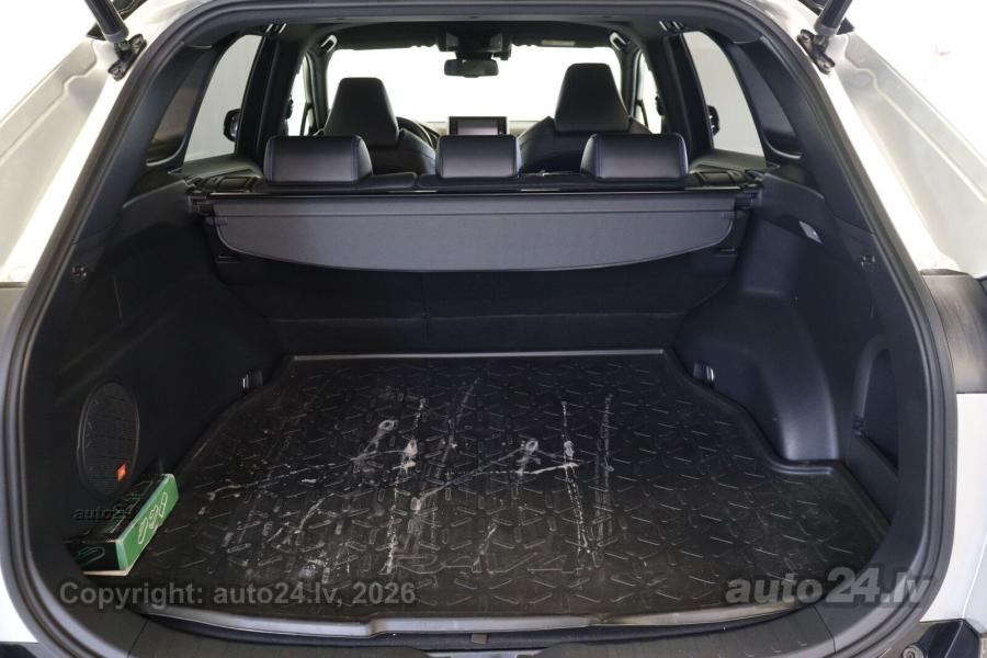 Pelēks Toyota RAV4 2020 Tallina, ar dzinēja tilpumu 2.49 L un nobraukumu 65 tūkst. km par 30500 €, foto 11 vietnē AUTOMOTO.COM.LV