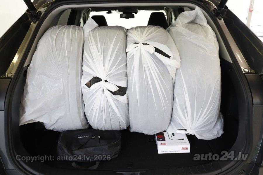 Pelēks Toyota RAV4 2020 Tallina, ar dzinēja tilpumu 2.49 L un nobraukumu 56 tūkst. km par 27900 €, foto 11 vietnē AUTOMOTO.COM.LV