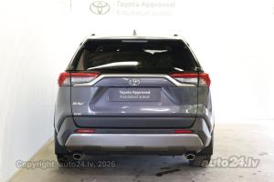 Grey Toyota RAV4 2021 in Tallinn, with an engine capacity of 1.99 L and mileage of 67 thousand km for 23700 €, photo 4 on AUTOMOTO.COM.LV