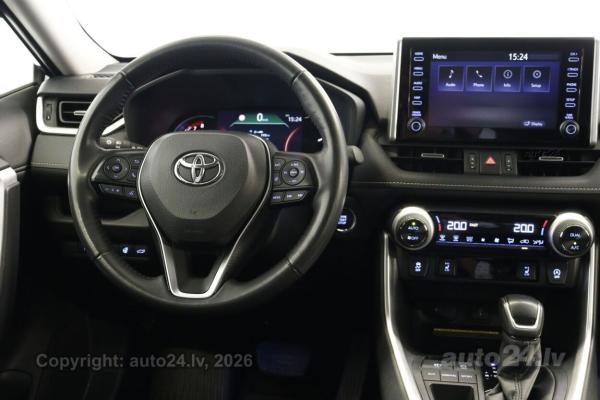 Pelēks Toyota RAV4 2021 Tallina, ar dzinēja tilpumu 1.99 L un nobraukumu 67 tūkst. km par 23700 €, foto 9 vietnē AUTOMOTO.COM.LV