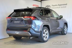 Pelēks Toyota RAV4 2021 Tallina, ar dzinēja tilpumu 2.50 L un nobraukumu 68 tūkst. km par 29990 €, foto 3 vietnē AUTOMOTO.COM.LV