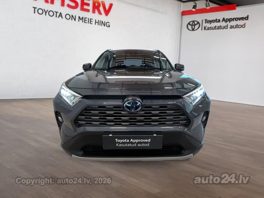 Grey Toyota RAV4 2021 in Parnu, with an engine capacity of 2.50 L and mileage of 83 thousand km for 28990 €, photo 6 on AUTOMOTO.COM.LV
