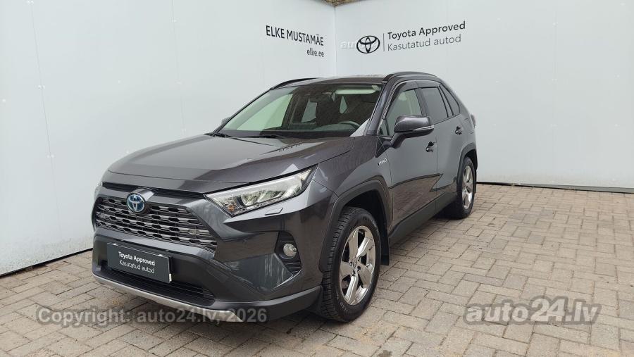 Grey Toyota RAV4 2021 in Tallinn, with an engine capacity of 2.49 L and mileage of 61 thousand km for 30995 €, photo 1 on AUTOMOTO.COM.LV