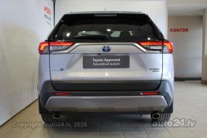 Grey Toyota RAV4 2021 in Tallinn, with an engine capacity of 2.50 L and mileage of 66 thousand km for 29990 €, photo 5 on AUTOMOTO.COM.LV