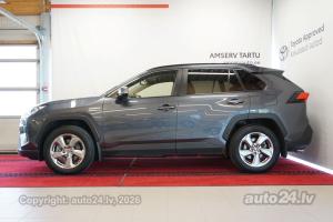Pelēks Toyota RAV4 2021 Tartu, ar dzinēja tilpumu 2.50 L un nobraukumu 95 tūkst. km par 28490 €, foto 4 vietnē AUTOMOTO.COM.LV