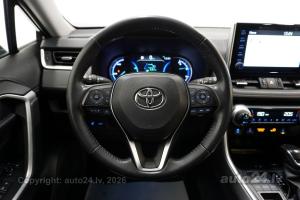 Pelēks Toyota RAV4 2021 Tartu, ar dzinēja tilpumu 2.50 L un nobraukumu 95 tūkst. km par 28490 €, foto 13 vietnē AUTOMOTO.COM.LV