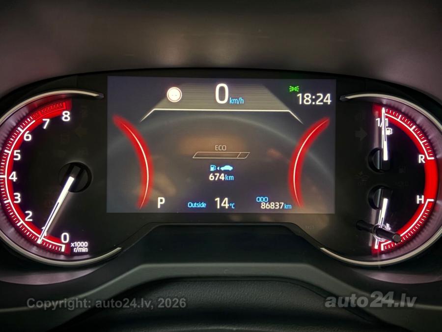 Серый Тойота РАВ 4 2021 в Таллин, объемом двигателя 2.00 л и пробегом 87 тыс. км за 22900 €, фото 16 на AUTOMOTO.COM.LV