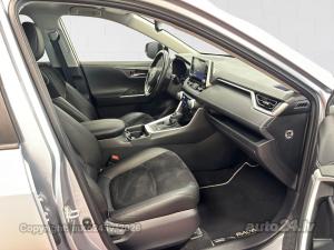 Grey Toyota RAV4 2021 in Tartu, with an engine capacity of 2.50 L and mileage of 133 thousand km for 26190 €, photo 7 on AUTOMOTO.COM.LV