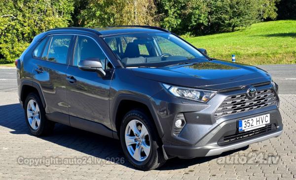Grey Toyota RAV4 2021 in Tallinn, with an engine capacity of 2.00 L and mileage of 49 thousand km for 26900 €, photo 9 on AUTOMOTO.COM.LV