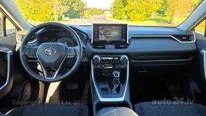 Grey Toyota RAV4 2021 in Tallinn, with an engine capacity of 2.00 L and mileage of 49 thousand km for 26900 €, photo 12 on AUTOMOTO.COM.LV