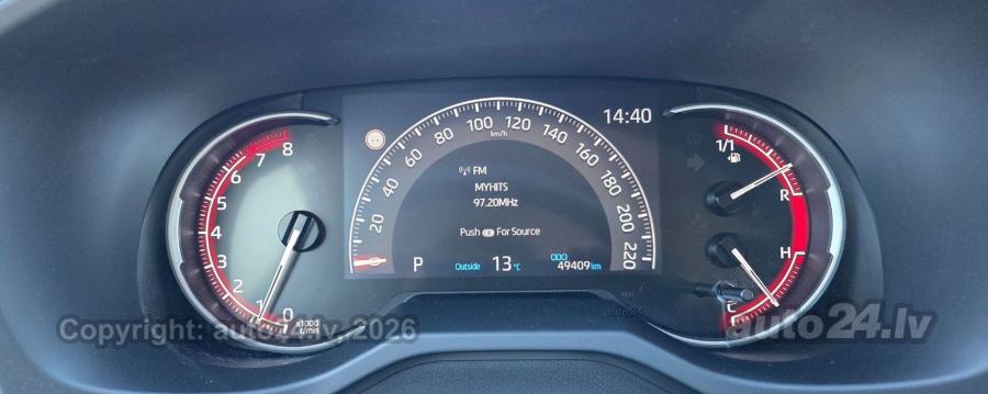 Grey Toyota RAV4 2021 in Tallinn, with an engine capacity of 2.00 L and mileage of 49 thousand km for 26900 €, photo 14 on AUTOMOTO.COM.LV