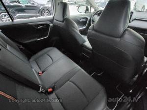 Pelēks Toyota RAV4 2022 Tallina, ar dzinēja tilpumu 2.49 L un nobraukumu 68 tūkst. km par 35995 €, foto 7 vietnē AUTOMOTO.COM.LV