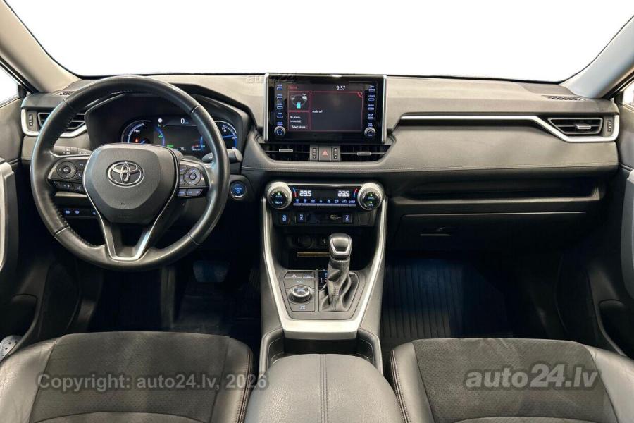 Pelēks Toyota RAV4 2022 Pērnava, ar dzinēja tilpumu 2.50 L un nobraukumu 189 tūkst. km par 25950 €, foto 8 vietnē AUTOMOTO.COM.LV