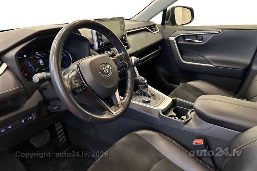 Pelēks Toyota RAV4 2022 Pērnava, ar dzinēja tilpumu 2.50 L un nobraukumu 189 tūkst. km par 25950 €, foto 11 vietnē AUTOMOTO.COM.LV