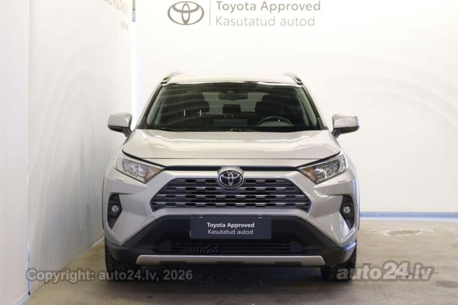 Pelēks Toyota RAV4 2022 Tallina, ar dzinēja tilpumu 1.99 L un nobraukumu 82 tūkst. km par 24900 €, foto 5 vietnē AUTOMOTO.COM.LV