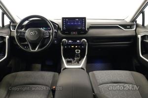 Pelēks Toyota RAV4 2022 Tallina, ar dzinēja tilpumu 1.99 L un nobraukumu 82 tūkst. km par 24900 €, foto 8 vietnē AUTOMOTO.COM.LV