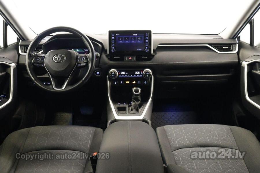 Pelēks Toyota RAV4 2022 Tallina, ar dzinēja tilpumu 1.99 L un nobraukumu 82 tūkst. km par 24900 €, foto 8 vietnē AUTOMOTO.COM.LV