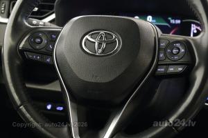 Pelēks Toyota RAV4 2022 Tallina, ar dzinēja tilpumu 1.99 L un nobraukumu 82 tūkst. km par 24900 €, foto 12 vietnē AUTOMOTO.COM.LV