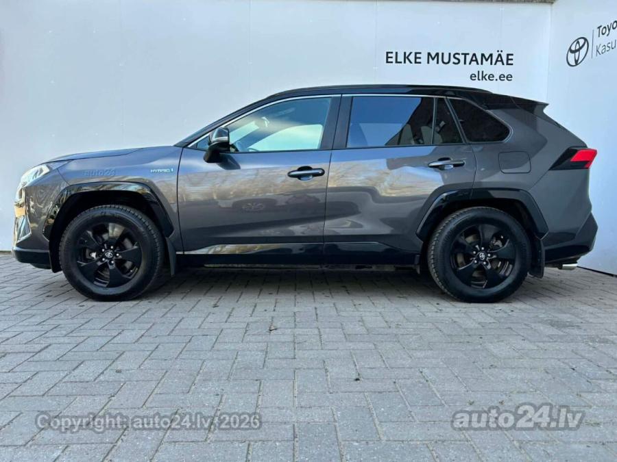 Pelēks Toyota RAV4 2022 Tallina, ar dzinēja tilpumu 2.49 L un nobraukumu 93 tūkst. km par 35995 €, foto 3 vietnē AUTOMOTO.COM.LV