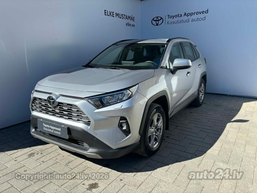 Grey Toyota RAV4 2022 in Tallinn, with an engine capacity of 1.99 L and mileage of 49 thousand km for 22995 €, photo 1 on AUTOMOTO.COM.LV