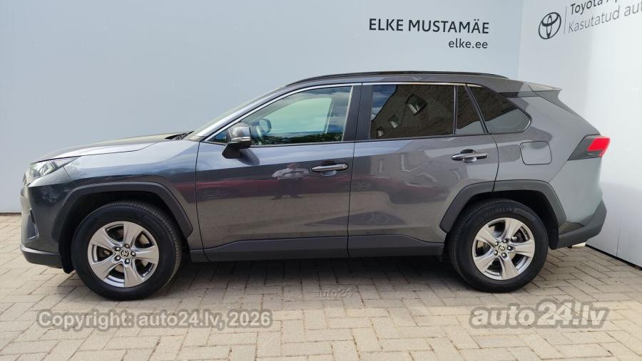 Pelēks Toyota RAV4 2022 Tallina, ar dzinēja tilpumu 1.99 L un nobraukumu 93 tūkst. km par 23995 €, foto 4 vietnē AUTOMOTO.COM.LV