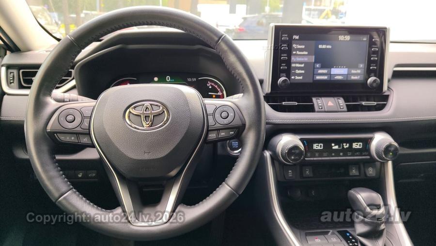 Pelēks Toyota RAV4 2022 Tallina, ar dzinēja tilpumu 1.99 L un nobraukumu 93 tūkst. km par 23995 €, foto 10 vietnē AUTOMOTO.COM.LV