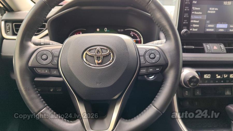 Pelēks Toyota RAV4 2022 Tallina, ar dzinēja tilpumu 1.99 L un nobraukumu 93 tūkst. km par 23995 €, foto 13 vietnē AUTOMOTO.COM.LV