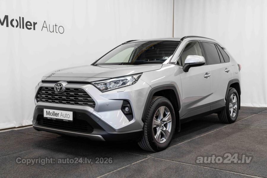 Pelēks Toyota RAV4 2022 Tallina, ar dzinēja tilpumu 2.00 L un nobraukumu 50 tūkst. km par 28500 €, foto 1 vietnē AUTOMOTO.COM.LV