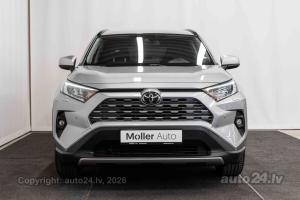 Pelēks Toyota RAV4 2022 Tallina, ar dzinēja tilpumu 2.00 L un nobraukumu 50 tūkst. km par 28500 €, foto 3 vietnē AUTOMOTO.COM.LV