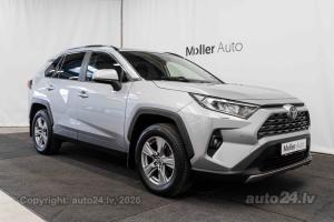 Pelēks Toyota RAV4 2022 Tallina, ar dzinēja tilpumu 2.00 L un nobraukumu 50 tūkst. km par 28500 €, foto 7 vietnē AUTOMOTO.COM.LV