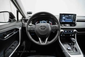 Pelēks Toyota RAV4 2022 Tallina, ar dzinēja tilpumu 2.00 L un nobraukumu 50 tūkst. km par 28500 €, foto 11 vietnē AUTOMOTO.COM.LV