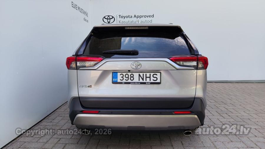 Pelēks Toyota RAV4 2022 Tallina, ar dzinēja tilpumu 1.99 L un nobraukumu 87 tūkst. km par 25895 €, foto 5 vietnē AUTOMOTO.COM.LV