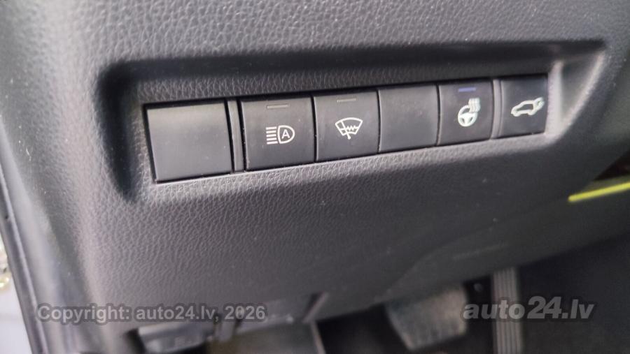 Pelēks Toyota RAV4 2022 Tallina, ar dzinēja tilpumu 1.99 L un nobraukumu 87 tūkst. km par 25895 €, foto 20 vietnē AUTOMOTO.COM.LV