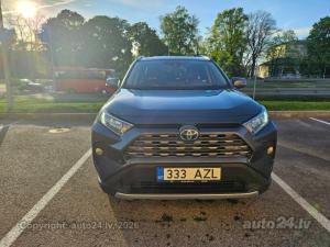 Grey Toyota RAV4 2022 in Tallinn, with an engine capacity of 2.50 L and mileage of 207 thousand km for 24900 €, photo  on AUTOMOTO.COM.LV