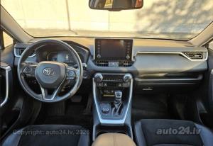 Pelēks Toyota RAV4 2022 Tallina, ar dzinēja tilpumu 2.50 L un nobraukumu 207 tūkst. km par 24900 €, foto 10 vietnē AUTOMOTO.COM.LV