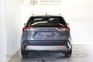 Pelēks Toyota RAV4 2022 Tallina, ar dzinēja tilpumu 2.49 L un nobraukumu 46 tūkst. km par 29500 €, foto 5 vietnē AUTOMOTO.COM.LV