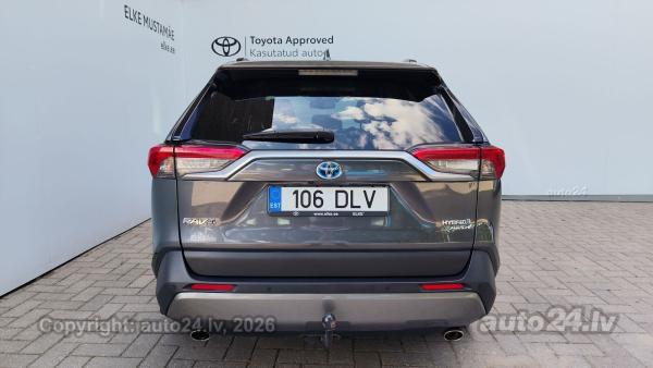 Grey Toyota RAV4 2022 in Tallinn, with an engine capacity of 2.49 L and mileage of 208 thousand km for 23995 €, photo 4 on AUTOMOTO.COM.LV