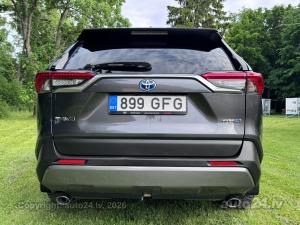 Серый Тойота РАВ 4 2022 в Таллин, объемом двигателя 2.50 л и пробегом 165 тыс. км за 26890 €, фото 9 на AUTOMOTO.COM.LV