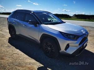 Pelēks Toyota RAV4 2022 Tallina, ar dzinēja tilpumu 2.00 L un nobraukumu 69 tūkst. km par 27900 €, foto 25 vietnē AUTOMOTO.COM.LV