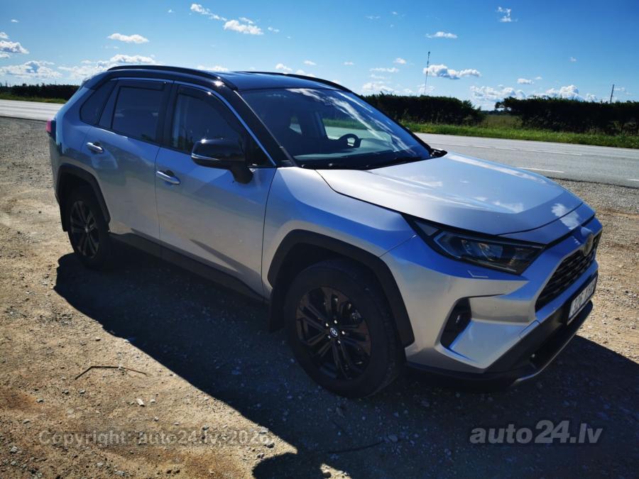 Pelēks Toyota RAV4 2022 Tallina, ar dzinēja tilpumu 2.00 L un nobraukumu 69 tūkst. km par 27900 €, foto 25 vietnē AUTOMOTO.COM.LV