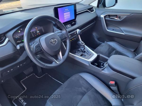 Pelēks Toyota RAV4 2023 Tallina, ar dzinēja tilpumu 2.49 L un nobraukumu 33 tūkst. km par 35495 €, foto 11 vietnē AUTOMOTO.COM.LV