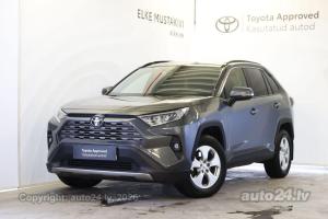 Pelēks Toyota RAV4 2023 Tallina, ar dzinēja tilpumu 1.99 L un nobraukumu 27 tūkst. km par 29300 €, foto  vietnē AUTOMOTO.COM.LV