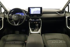 Pelēks Toyota RAV4 2023 Tallina, ar dzinēja tilpumu 1.99 L un nobraukumu 56 tūkst. km par 28990 €, foto 8 vietnē AUTOMOTO.COM.LV
