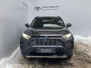 Pelēks Toyota RAV4 2023 Tallina, ar dzinēja tilpumu 2.49 L un nobraukumu 15 tūkst. km par 38495 €, foto 5 vietnē AUTOMOTO.COM.LV