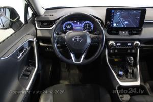 Grey Toyota RAV4 2023 in Tallinn, with an engine capacity of 2.00 L and mileage of 90 thousand km for 31490 €, photo 10 on AUTOMOTO.COM.LV