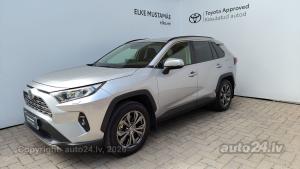 Pelēks Toyota RAV4 2023 Tallina, ar dzinēja tilpumu 1.99 L un nobraukumu 33 tūkst. km par 29995 €, foto  vietnē AUTOMOTO.COM.LV