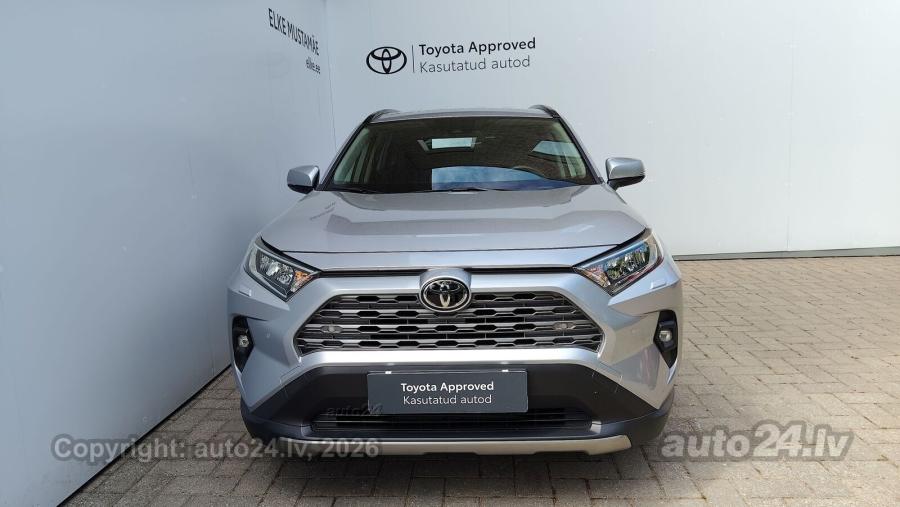 Pelēks Toyota RAV4 2023 Tallina, ar dzinēja tilpumu 1.99 L un nobraukumu 33 tūkst. km par 29995 €, foto 6 vietnē AUTOMOTO.COM.LV