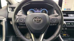 Pelēks Toyota RAV4 2023 Tallina, ar dzinēja tilpumu 1.99 L un nobraukumu 33 tūkst. km par 29995 €, foto 12 vietnē AUTOMOTO.COM.LV