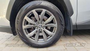 Grey Toyota RAV4 2023 in Tallinn, with an engine capacity of 1.99 L and mileage of 35 thousand km for 31995 €, photo 16 on AUTOMOTO.COM.LV