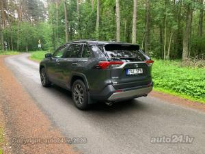 Pelēks Toyota RAV4 2023 Tallina, ar dzinēja tilpumu 2.00 L un nobraukumu 29 tūkst. km par 33999 €, foto 5 vietnē AUTOMOTO.COM.LV